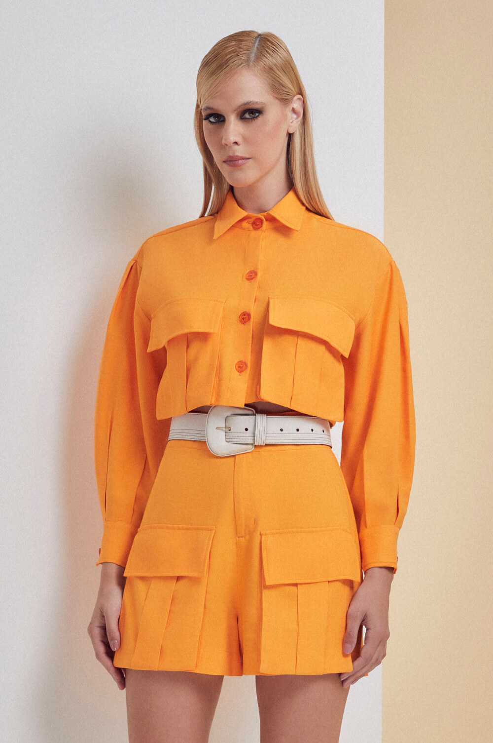 Jaqueta Cropped Com Bolso Cargo